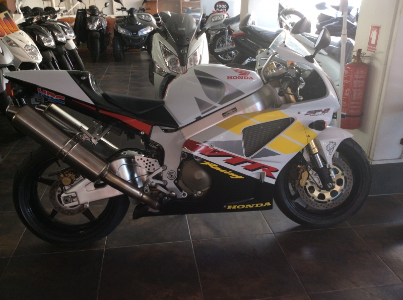 HONDA VTR SP2 [#18979EN] | Cyprus Motorcycles